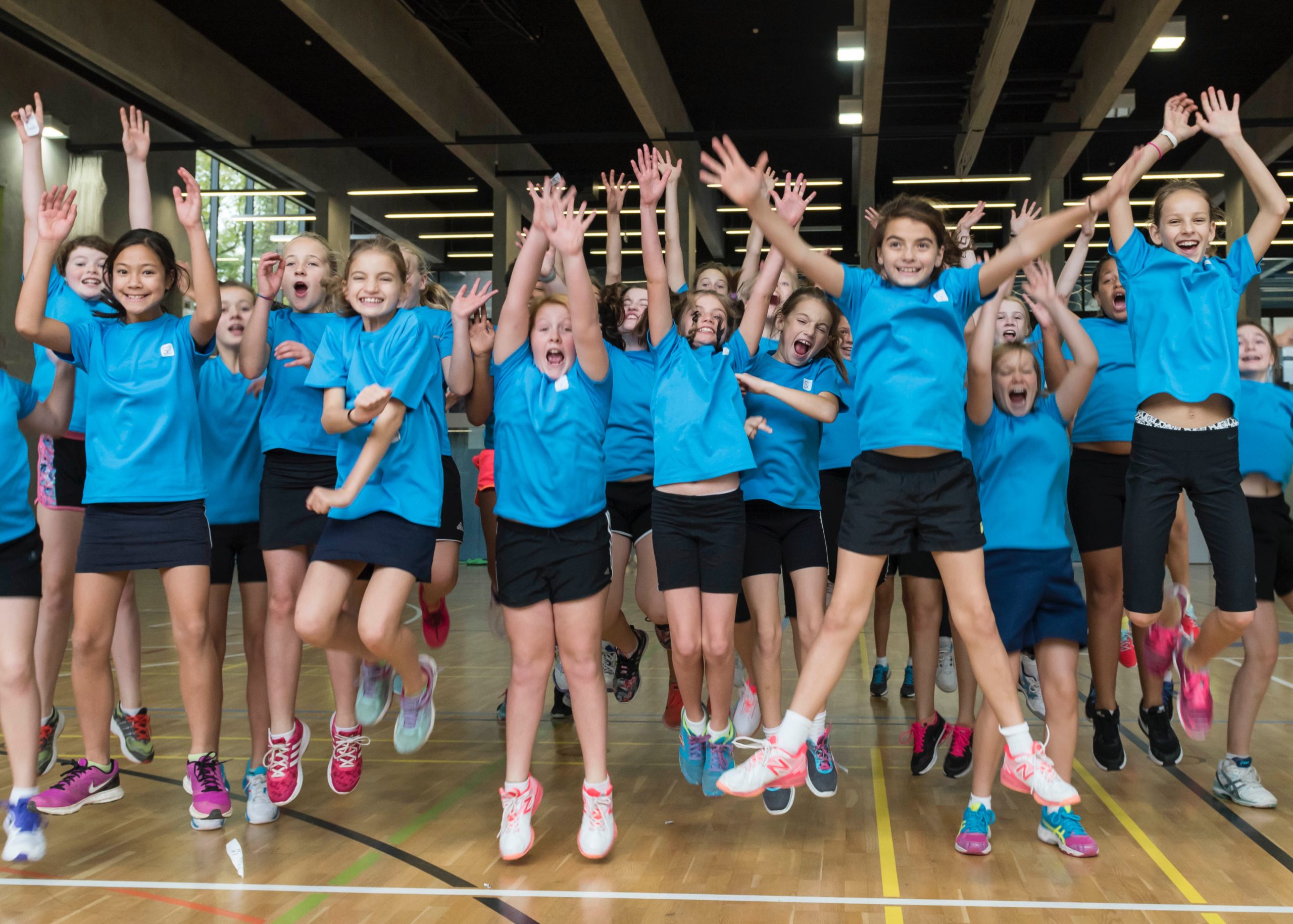 Comfortable Junior Netball Kits Help Girls Perform Better